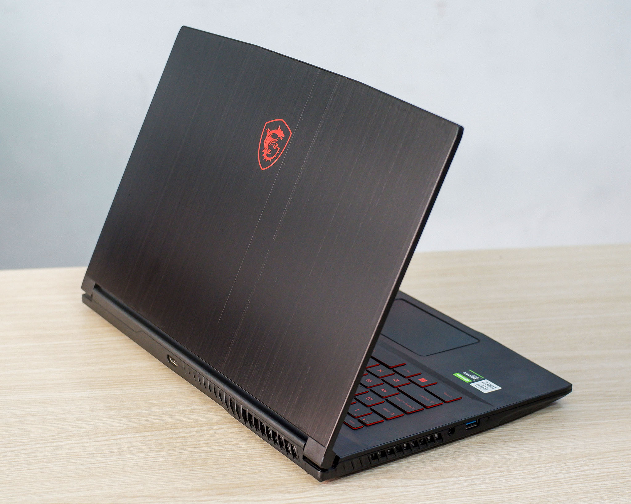 MSI GF65 Thin 10UE Core i7-10750H/16GB/256GB VGA RTX 3060 6G